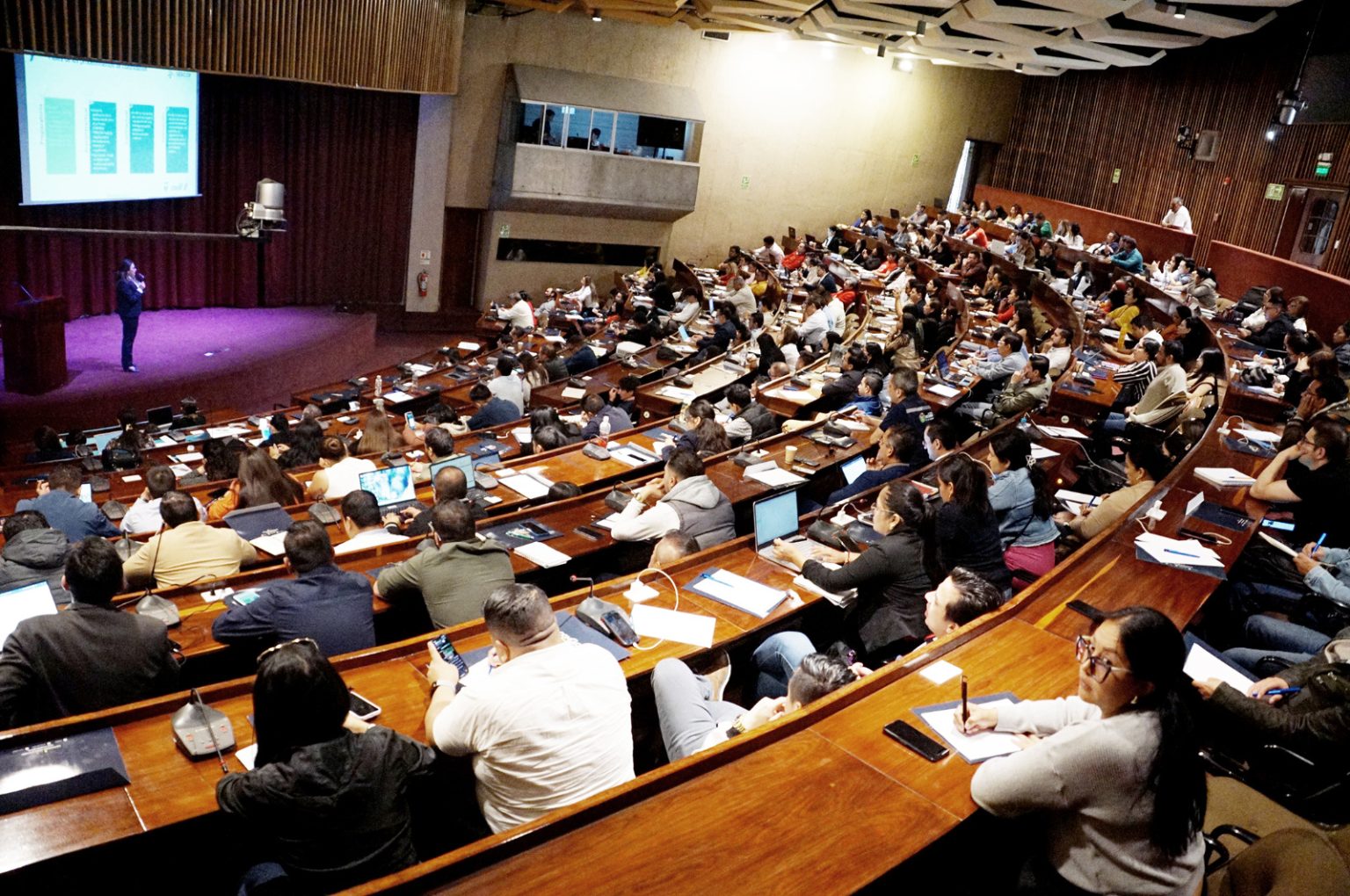 El SERCOP arrancó sus capacitaciones presenciales 2025 junto al CONGOPE ...