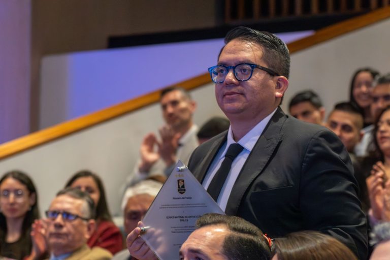 SERCOP recibe reconocimiento por su gestión al servicio ciudadano ...